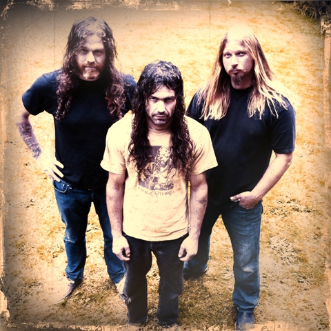 Mos Generator, tout savoir sur le groupe dans Hard Force