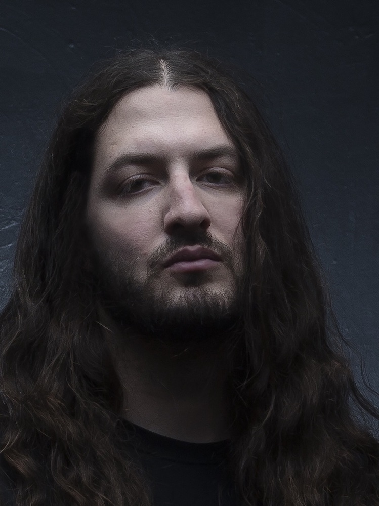 Max Karon, tout savoir sur l'artiste dans Hard Force