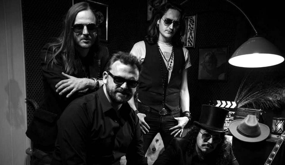 HIGHWAY Le groupe dévoile la vidéo du single "Chemical Trip"