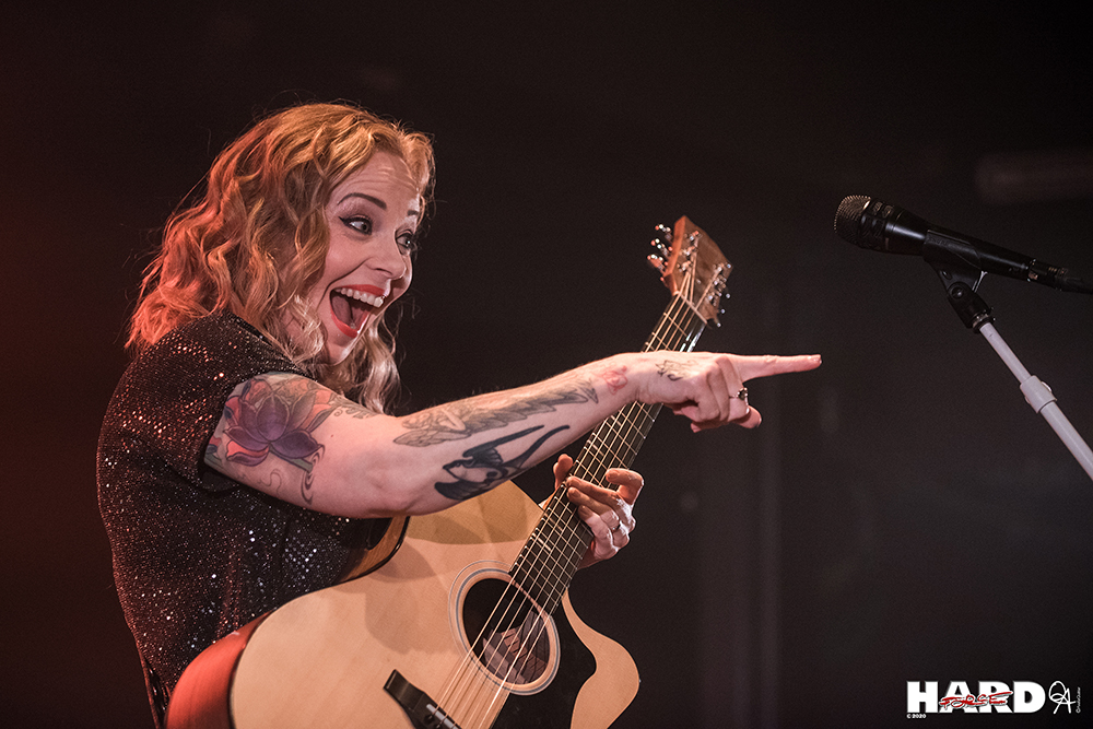 Anneke van Giersbergen + ATTRACTION THEORY @ Paris (Petit Bain)