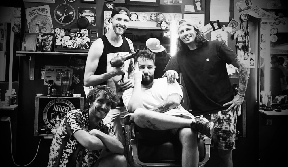 MATW (Me Against The World) "Save The World", un extrait de l'EP prévu ...